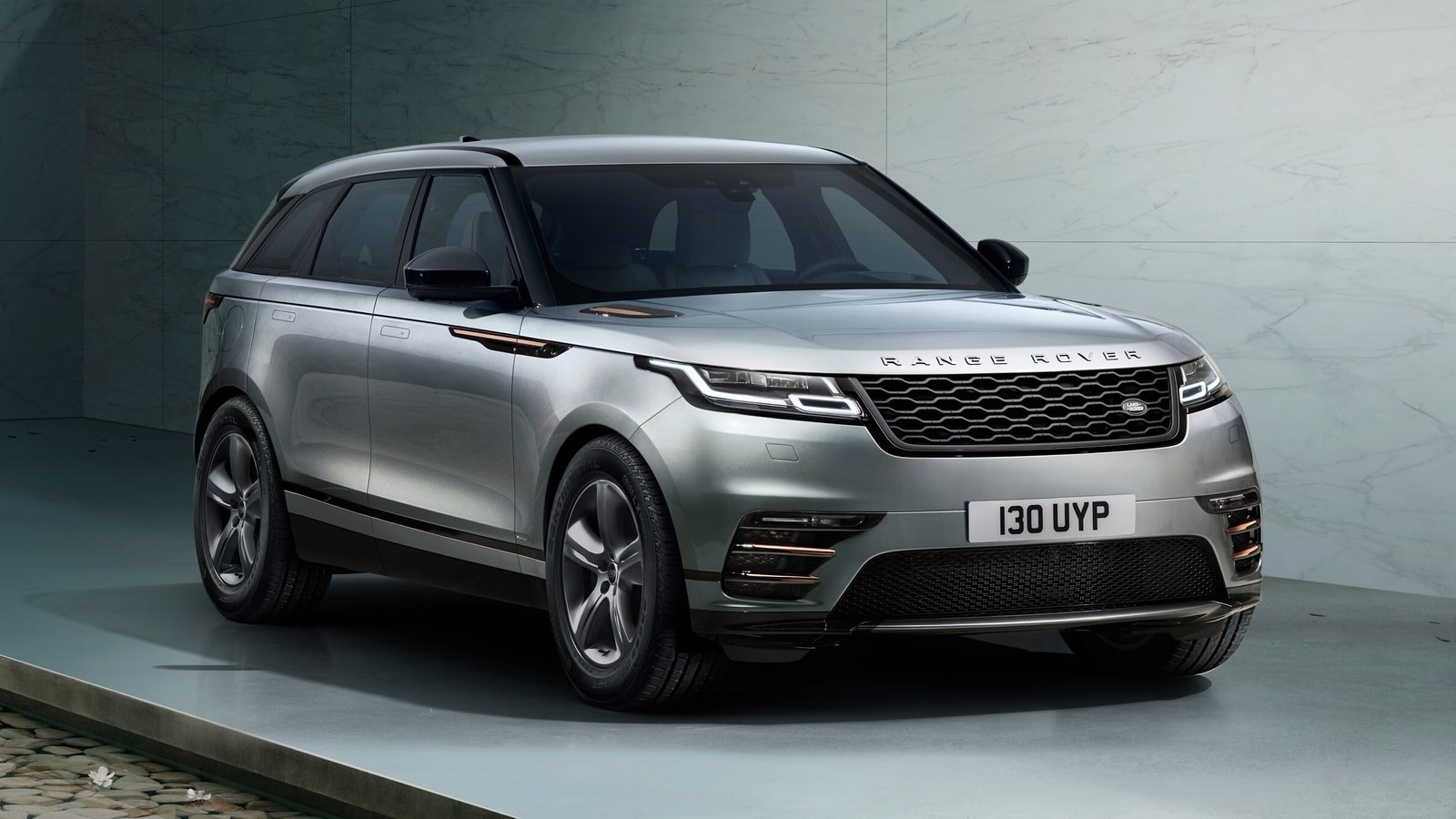 JLR India to pass on full GST benefits on luxury cars, SUVs from today ...